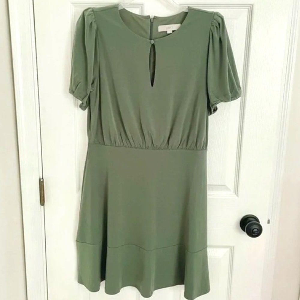 Loft Puff Sleeve Sage Green Keyhole Dress - Gem